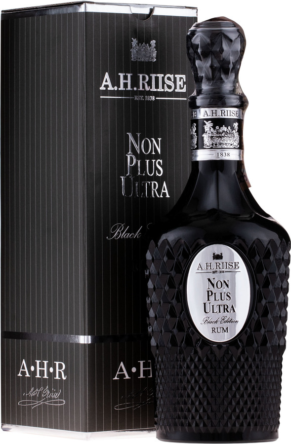 Rum v dárkovém balení